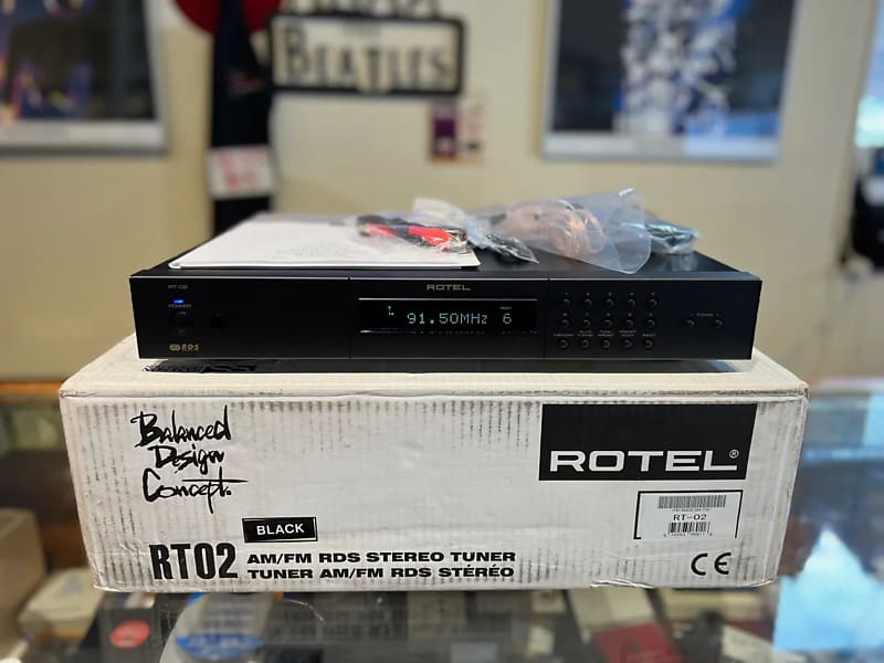 Rotel RT-02 AM/FM RDS Stereo Tuner * Box * Manual * Remote | Reverb