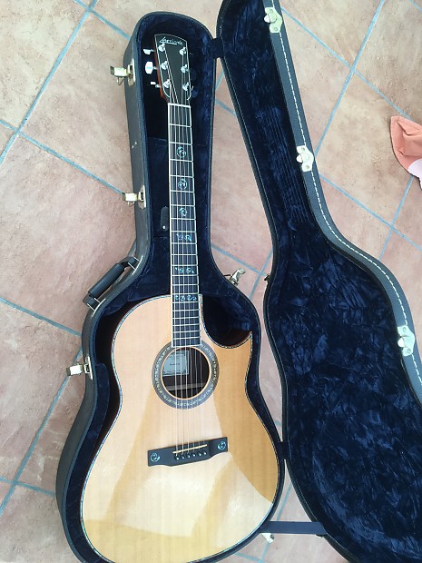 Larrivee C-10 | Reverb