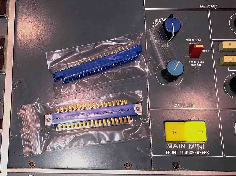 Neve 18 Way Connector Male and Female Amphenol 18 pin Neve | Reverb