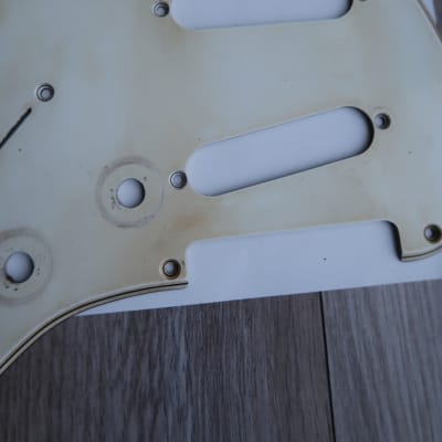 Left handed fender stratocaster 63 -71 celluloid Pickguard | Reverb