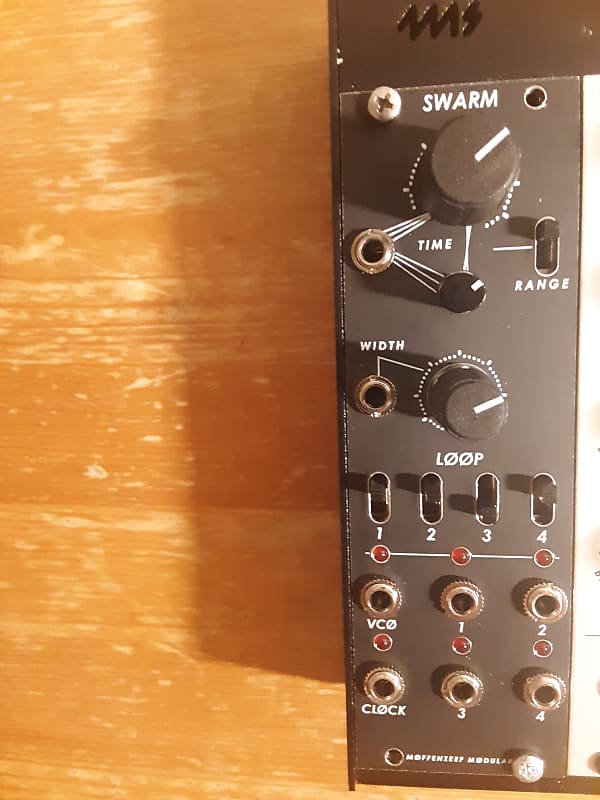 Moffenzeef Swarm | Reverb