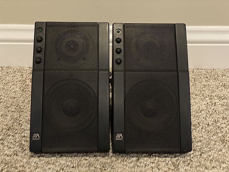 Advent Powered Partners AV570 speakers | Reverb