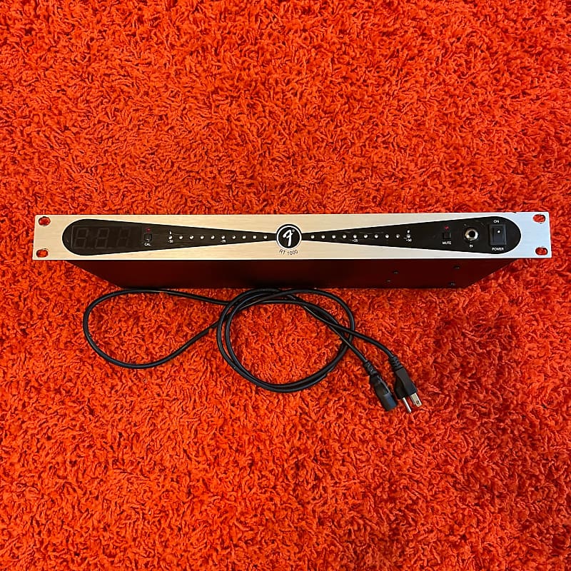 Used Fender RT-1000 Rack Guitar/Bass Tuner | Reverb