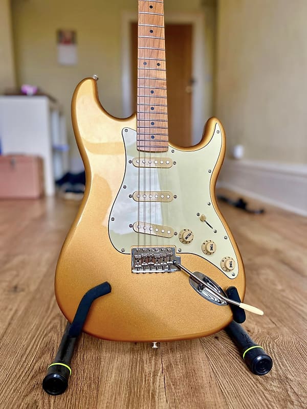 JET JS-300 2023 - Gold Roasted Maple Neck | Reverb UK