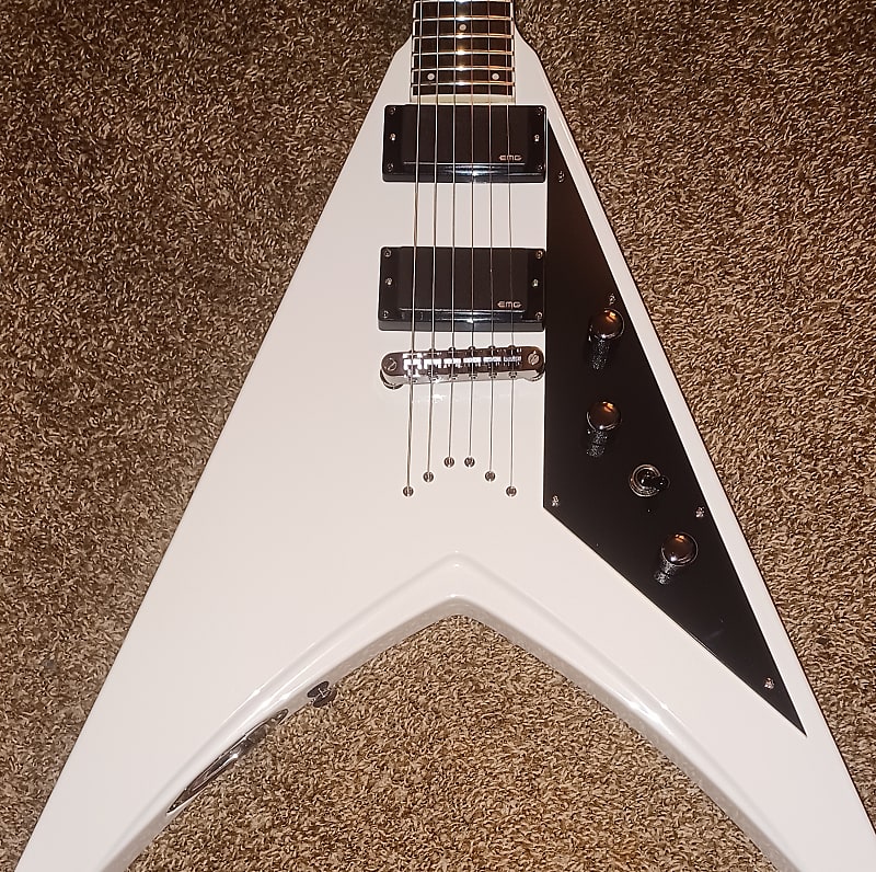 ESP LTD V-300 2015 - White | Reverb
