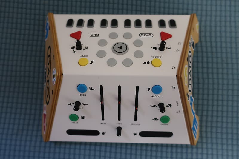 Dato DUO Synthesizer for Two 8 Step Sequencer Two | Reverb Belgium