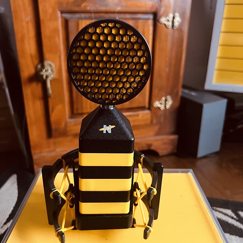‘King Bee’ Studio Microphone by NEAT | Reverb