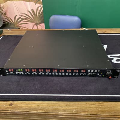 Mesa Boogie Triaxis V2.0 / UE 220/230v Programmable Pre-Amp | Reverb