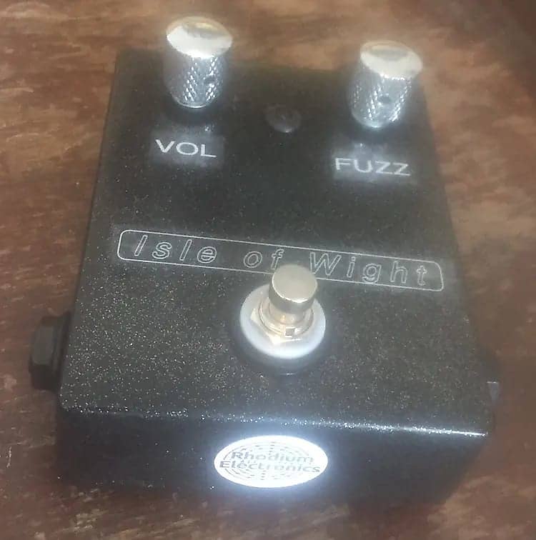 Isle of Wight Fuzz Sparkle AC151 GE Moustache Rhodium | Reverb