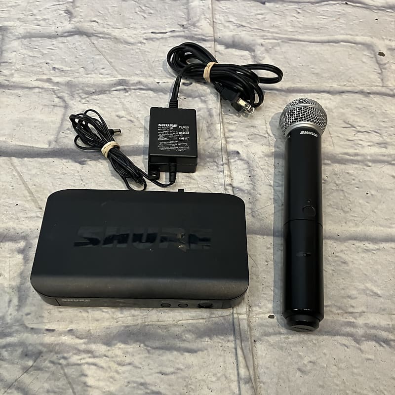 Shure SLX4 & BLX4 Wireless Receiver and Microphone | Reverb