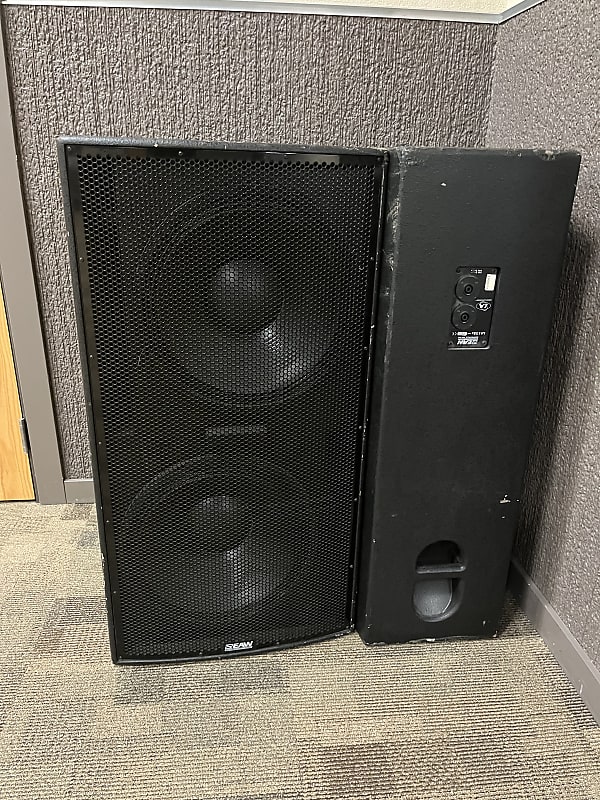 EAW LA128 (qty 2) | Reverb