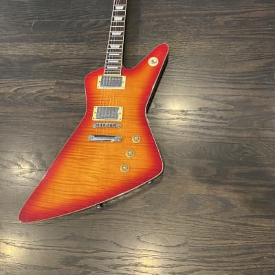 Hamer Standard F/T XT Series Explorer-Style w/HSC 9 LBS | Reverb
