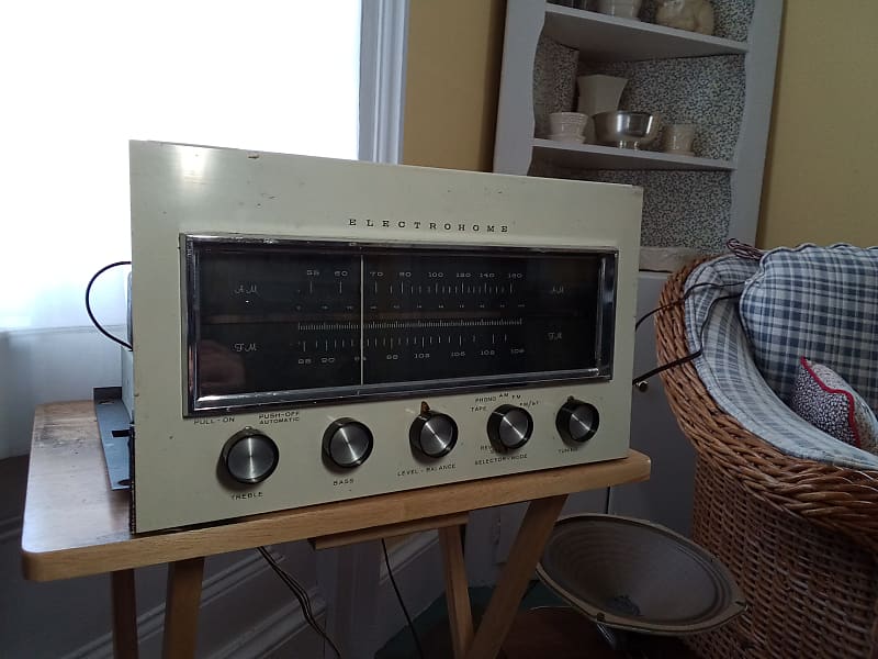 Electrohome AM/FM Stereo Multiplex Tube Receiver With Phono, | Reverb
