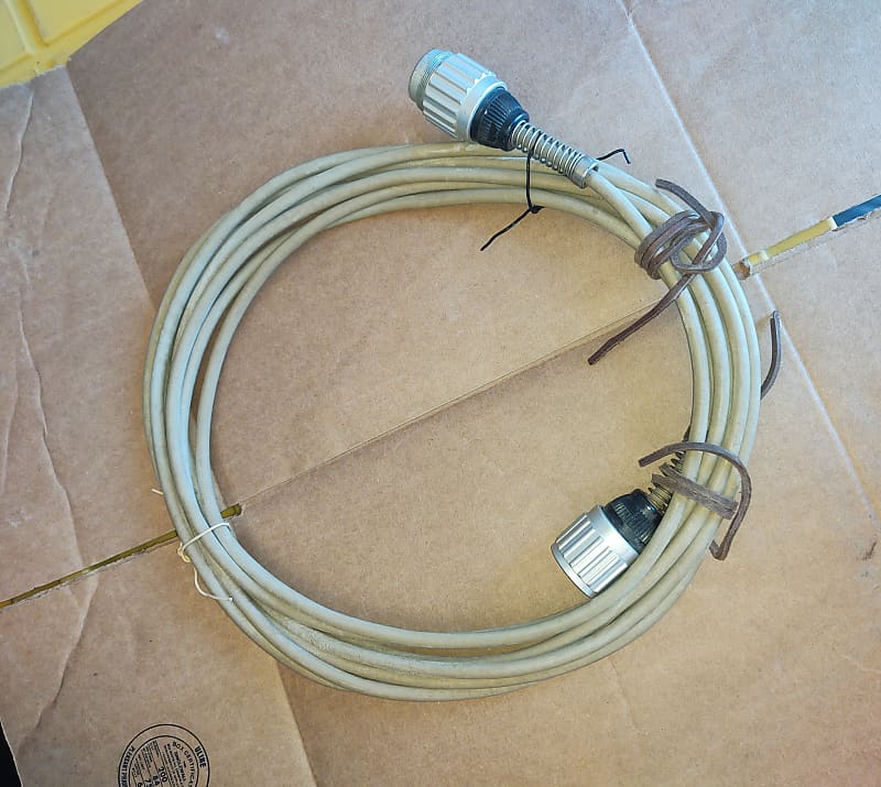 Another Vintage Neumann Telefunken U47 microphone cable | Reverb UK