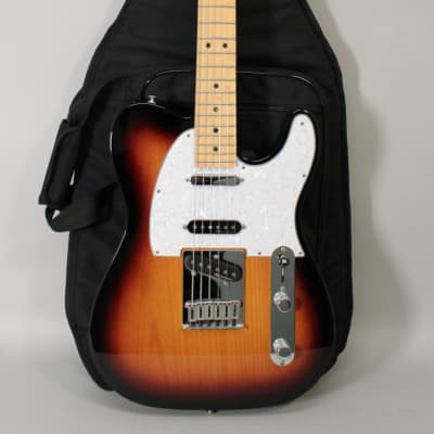 Fender Deluxe Nashville Telecaster with gig bag | Reverb