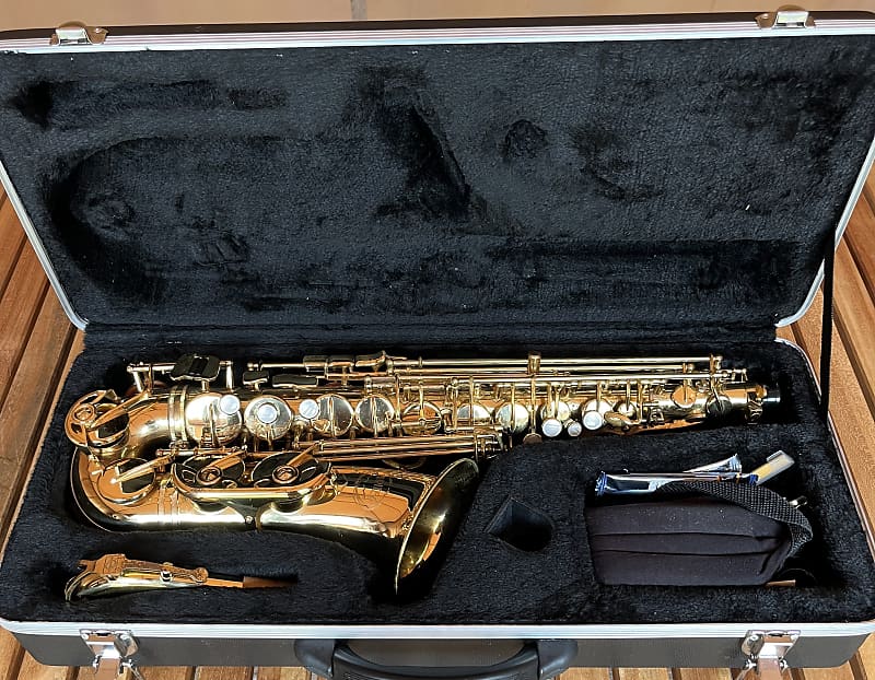 Jupiter saxophone Jupiter JAS 769-767 Intermediate Alto | Reverb