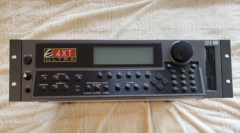 E-MU E4XT Ultra Emulator Sampler | 128 Voice | 128 MB RAM | | Reverb