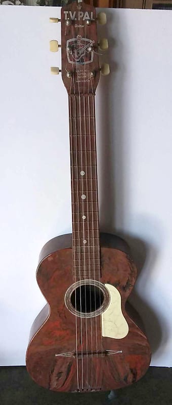 MAESTRO TV PAL PLASTIC GUITAR TV PAL 1953 - Plastic | Reverb