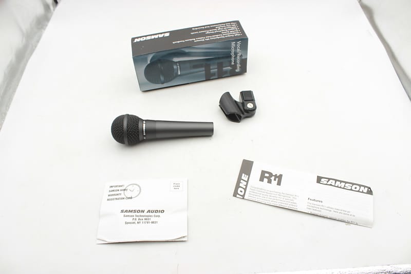 SAMSON DYNAMIC 3 pin R11 Professional Microphone with ON/OFF | Reverb