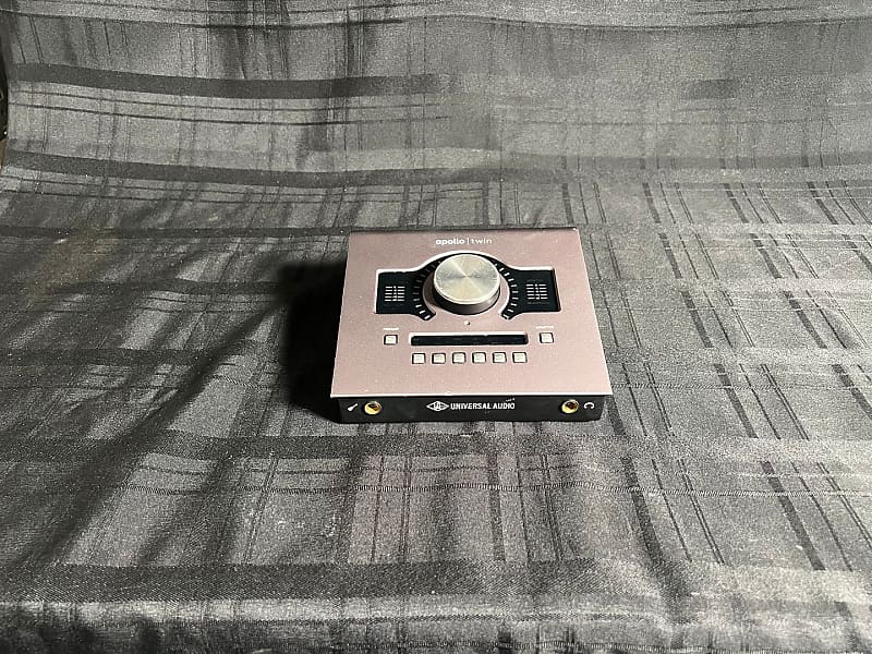Universal Audio APOLLO TWIN MK2 Audio Interface (Cherry Hill, | Reverb