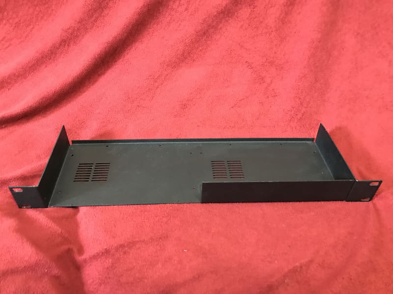 1U Rack Tray with half rack spacer, matte black | Reverb