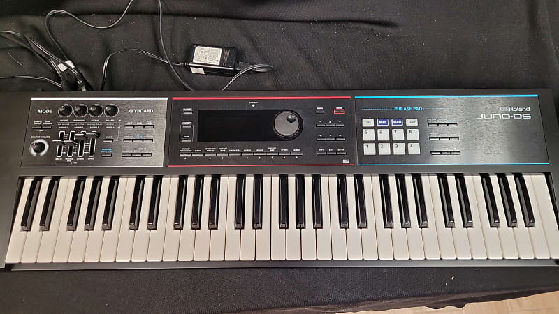 Roland JUNO DS61 | Reverb