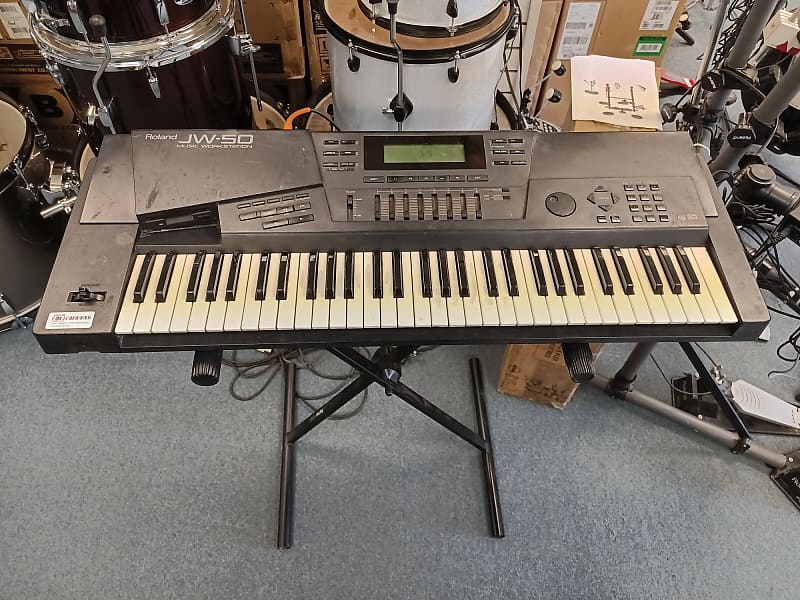 Used Roland JW-50 Synthesizer | Reverb