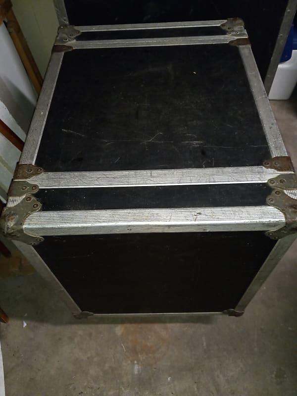 LM Engineering Road Case 12RU 90's Black | Reverb