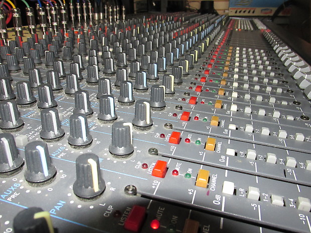 Studiomaster Mixdown Classic 8 32 Channel Recording Mixer | Reverb