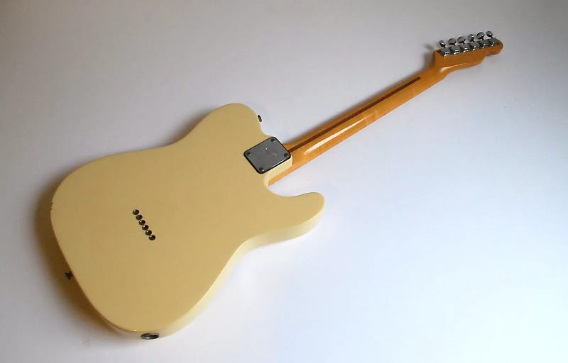 Fender Telecaster Left-Handed (Refinished) 1966 - 1979 | Reverb UK