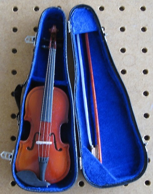 Miniature Violin | Reverb
