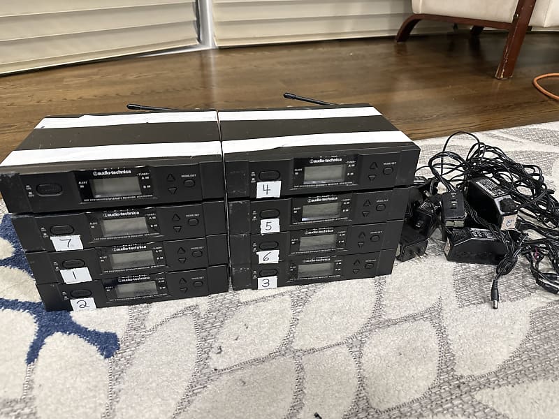 8x Audio-Technica ATW-R3100b | Reverb