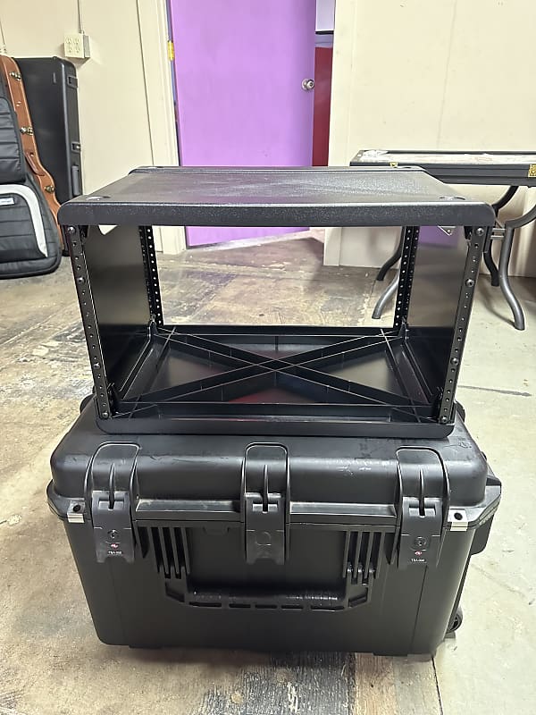 SKB 3i-2317M146U iSeries 6U Fly Rack Case 13” Depth | Reverb