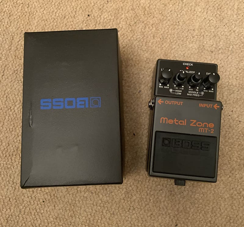 Boss MT-2 Metal Zone Guitar Effects Pedal | Reverb