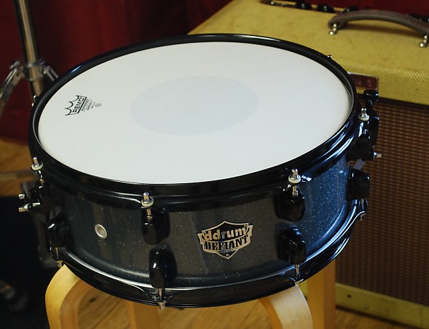 DDrum Defiant 14x5.5" Snare in Gray Sparkle | Reverb