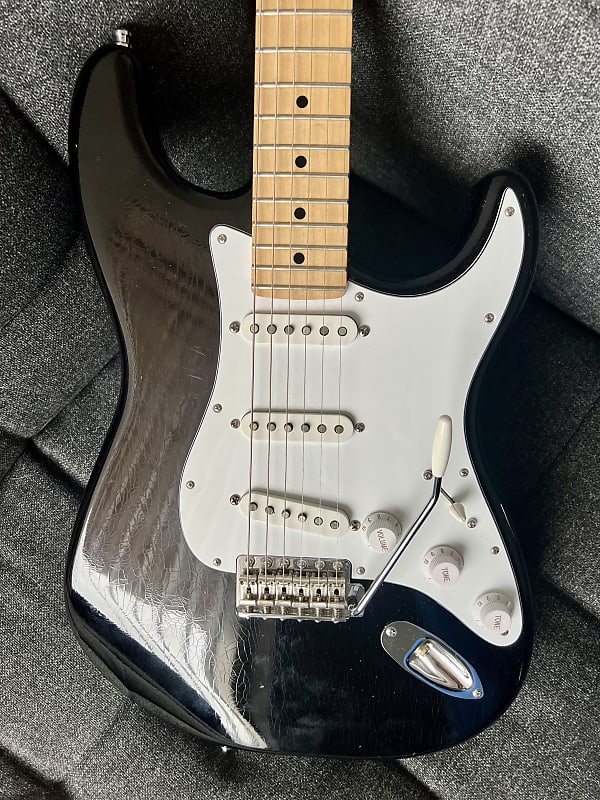 Voodoo custom-made partscaster Strat - nitro relic aged | Reverb