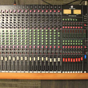Toft Audio Designs Series ATB 32 Channel Console | Reverb España
