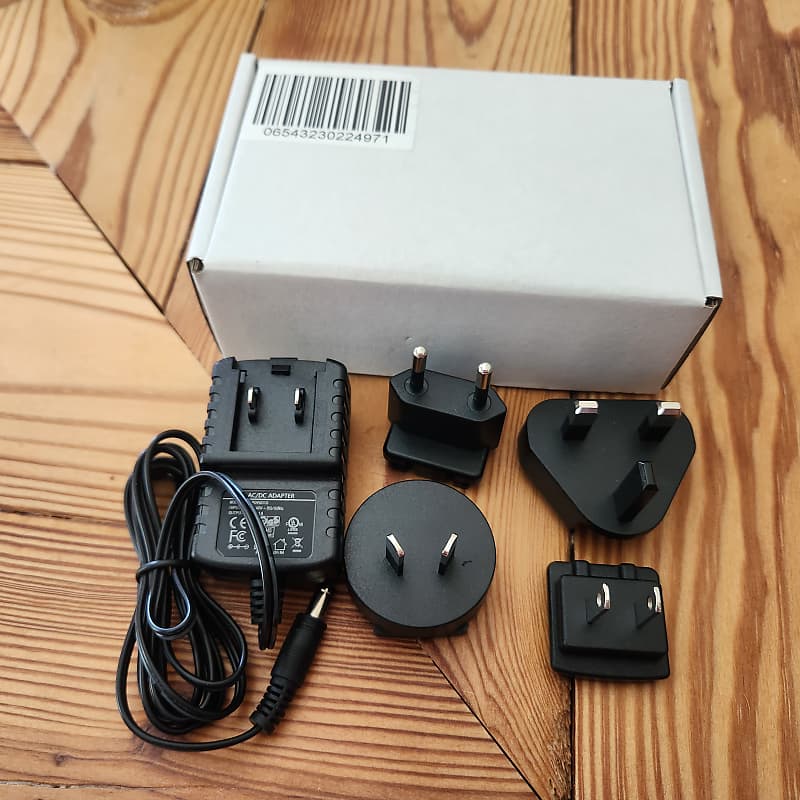 4 Generic Power Supplies w/ Different Adapters NEVER USED | Reverb