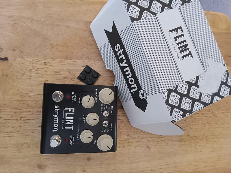 Strymon Flint Reverb and Tremolo V1 2012 - 2022 - Black with | Reverb
