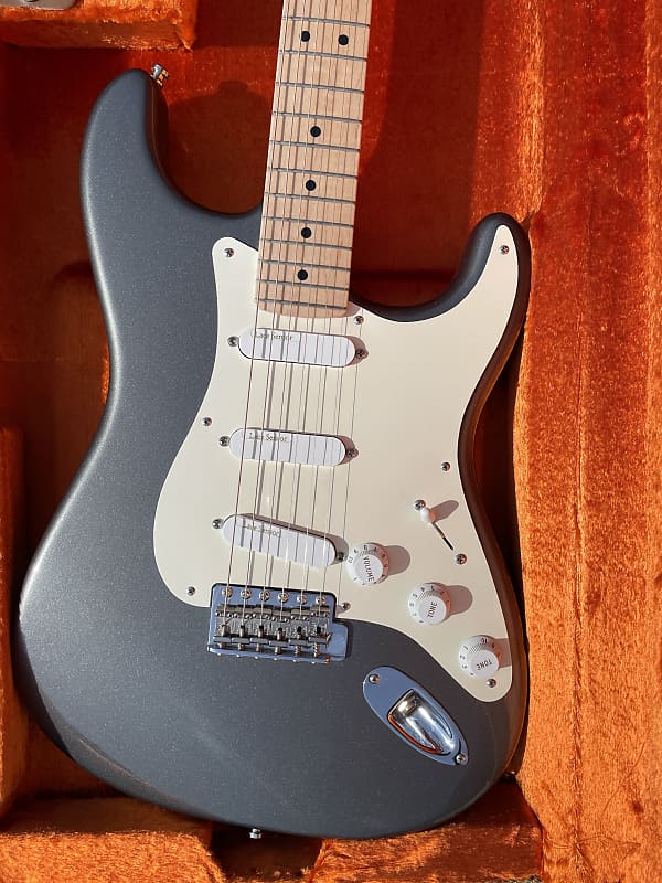 Fender Eric Clapton Stratocaster 2009 - Pewter | Reverb Canada