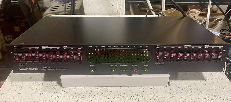 AudioSource EQ 100 - Stereo Graphic Equalizer & Spectrum | Reverb