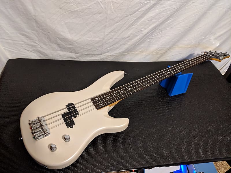 Samick Artist Series Whte 4 String Electric Bass Guitar P | Reverb