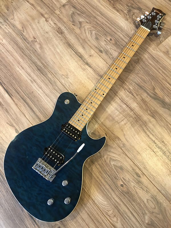 SILVERTONE FASTBACK ELECTRIC GUITAR BLUE FLAMED TOP | Reverb