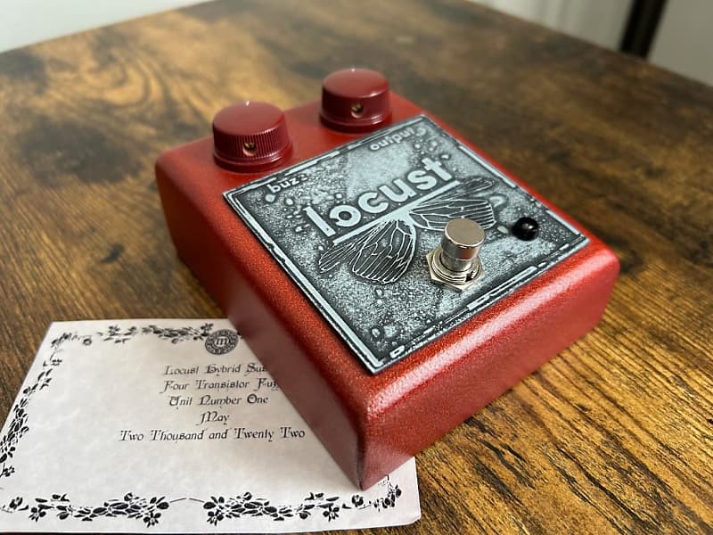 Monolith Fuzz Locust Hybrid Fuzz (Tone Bender / Big Muff | Reverb