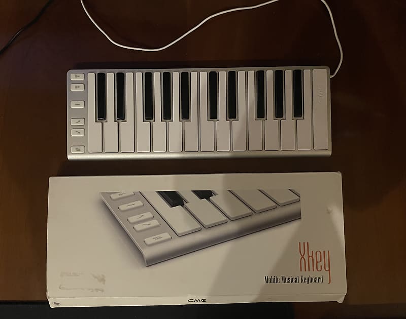 CME Xkey 25-Key Mobile USB Keyboard MIDI Controller | Reverb