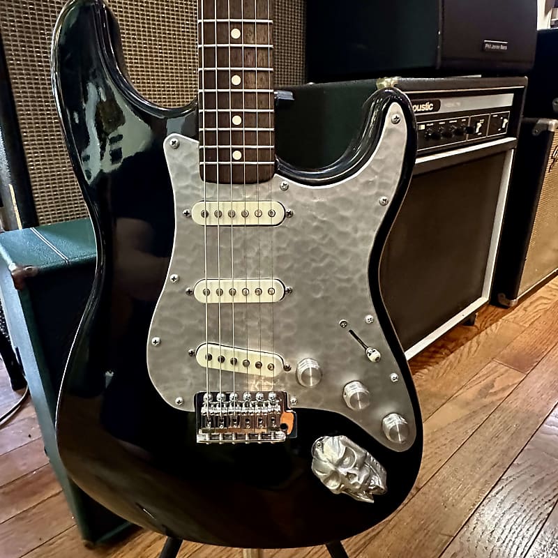 Fender Strat Custom 90's - black | Reverb