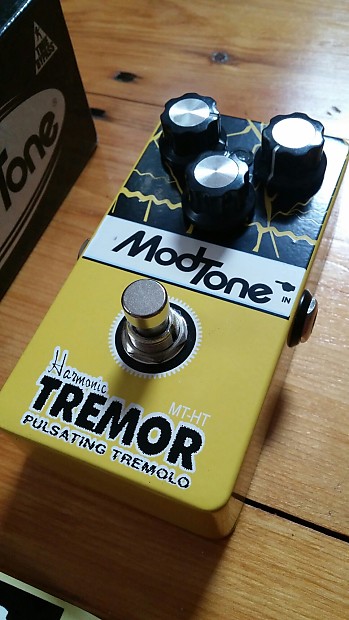 Mod-Tone MT-HT Harmonic Tremor Tremolo Pedal 2016 Special | Reverb