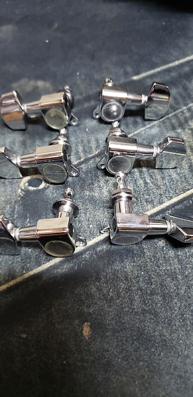 Fender tuning ped / machine heads 2023 - Chrome 3+3 from a | Reverb