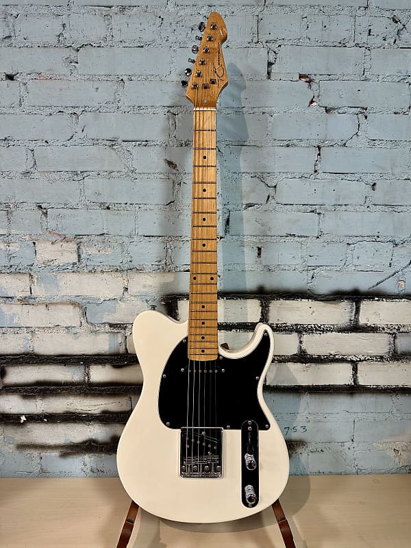 Peavey Generation EXP - white | Reverb