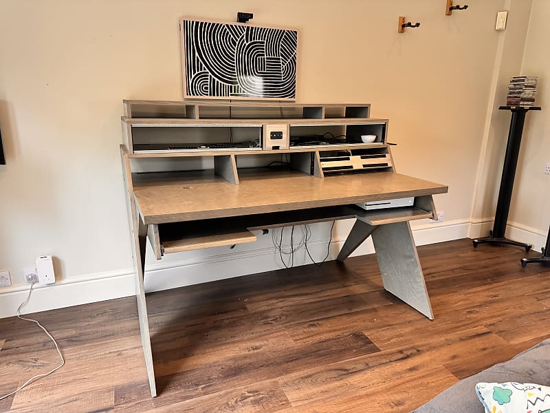 MODULAR MODIFIED - Output Platform Desk 2021 - Driftwood | Reverb UK
